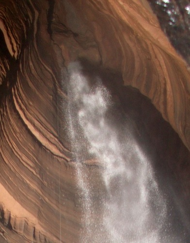 Fantastic pictures of the Fantastic Pit of Ellison's Cave | Amusing Planet